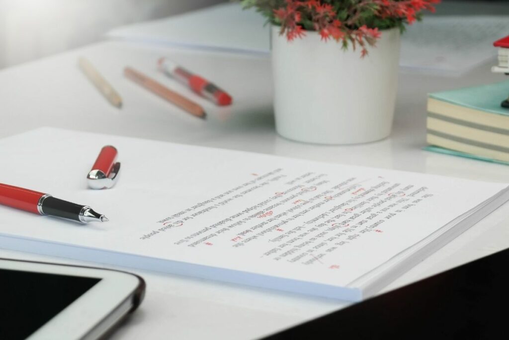 How Contract Redlining Software Simplify Legal Task? | Revnue