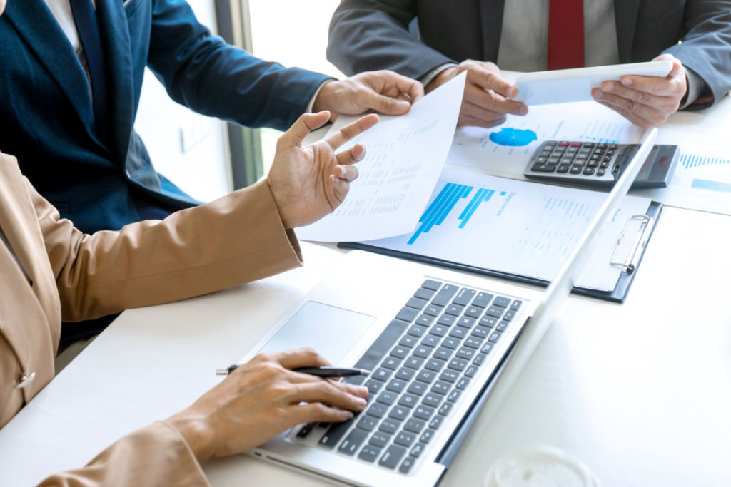 What is IT Asset Management (ITAM) [A Complete Guide]